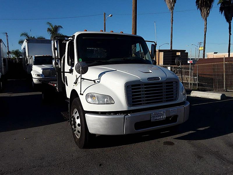 2017 Freightliner M2 106 For Sale | Flatbed | Non CDL | #665612