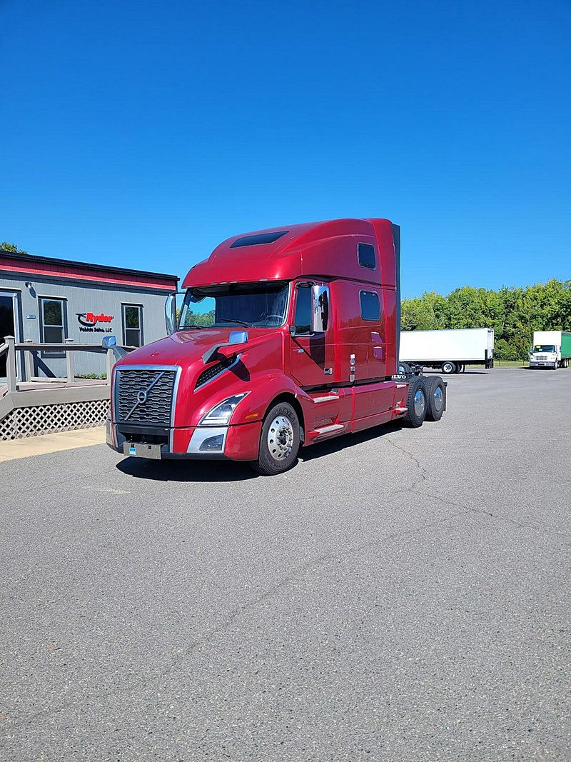 2019 Volvo VNL64T 860 (For Sale) | 73" Sleeper | #840723