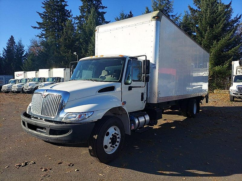 2016 Navistar International DuraStar 4300 For Sale | 26' Box | Non CDL ...