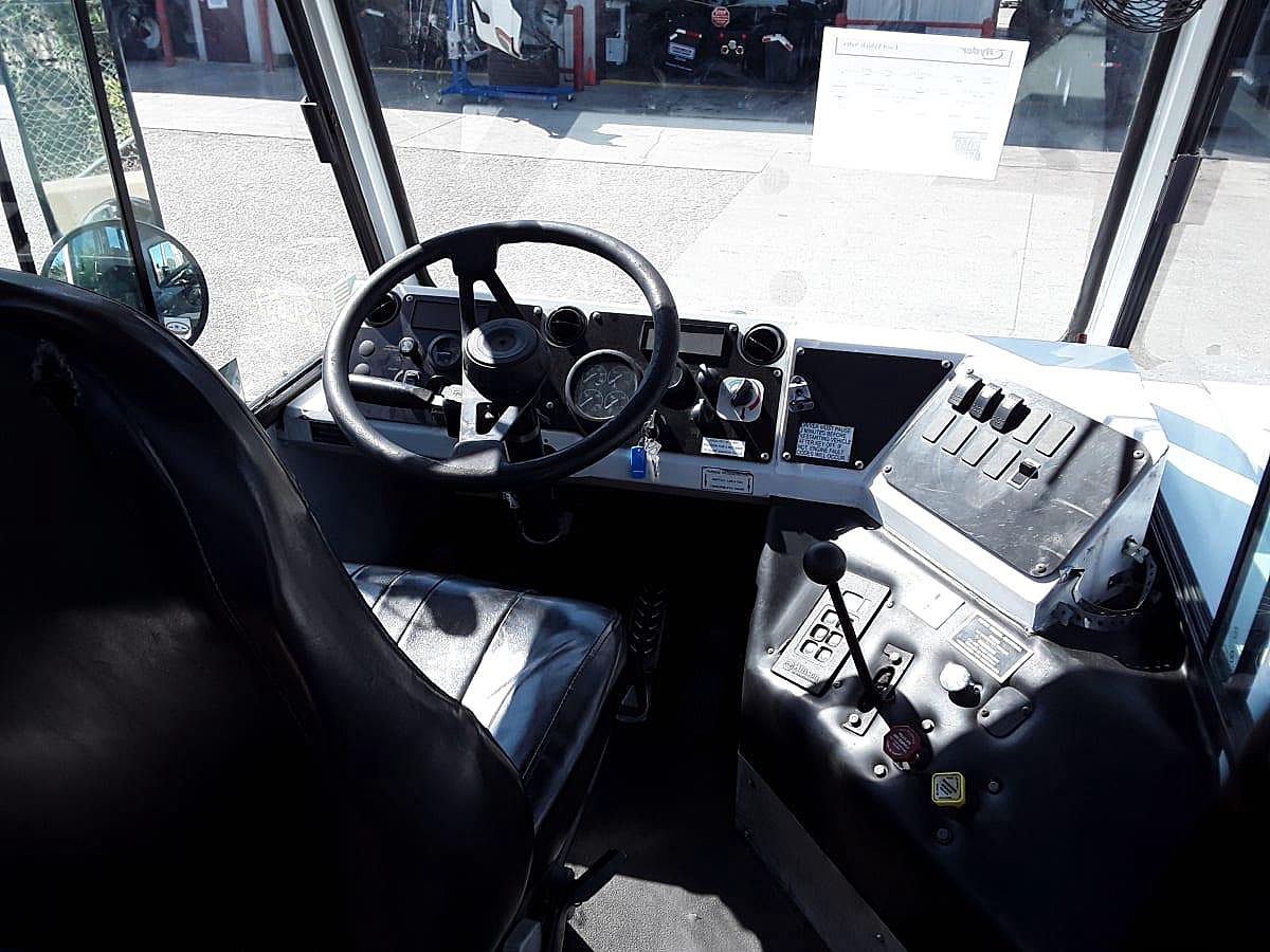 2017 Capacity SABRE 5 4X2 For Sale | Yard Spotter | #756037