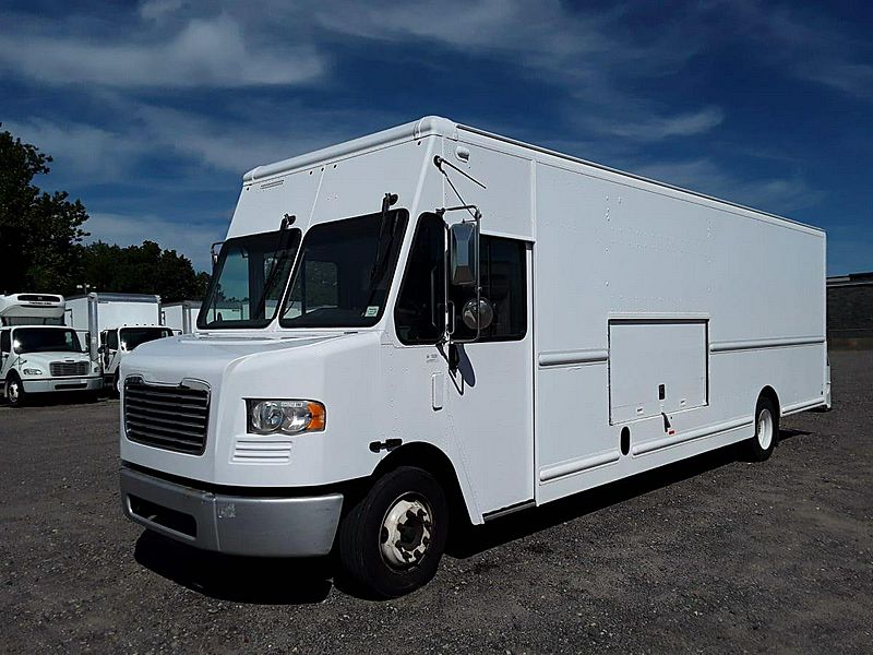 2016 Freightliner MT55 (For Sale) | 24' Box | Non CDL | #650252
