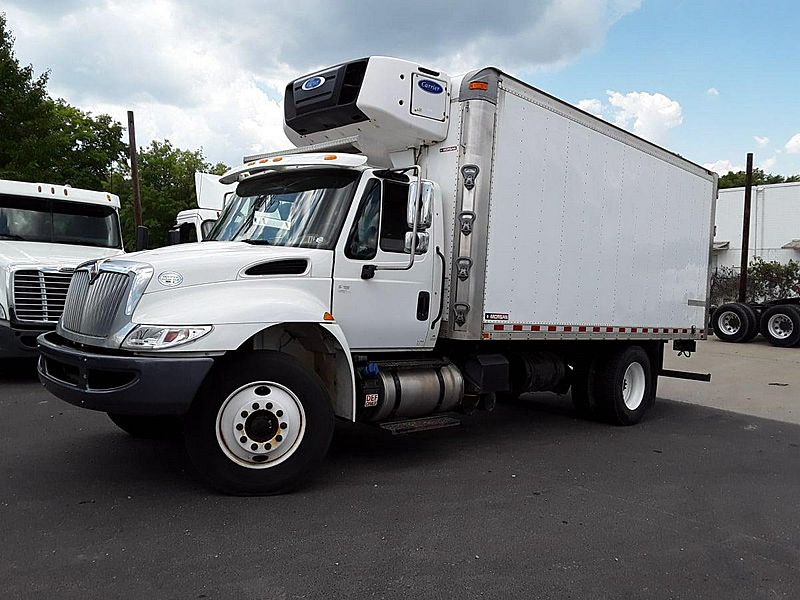 2016 Navistar International DuraStar 4300 For Sale | 18' Box | #649348
