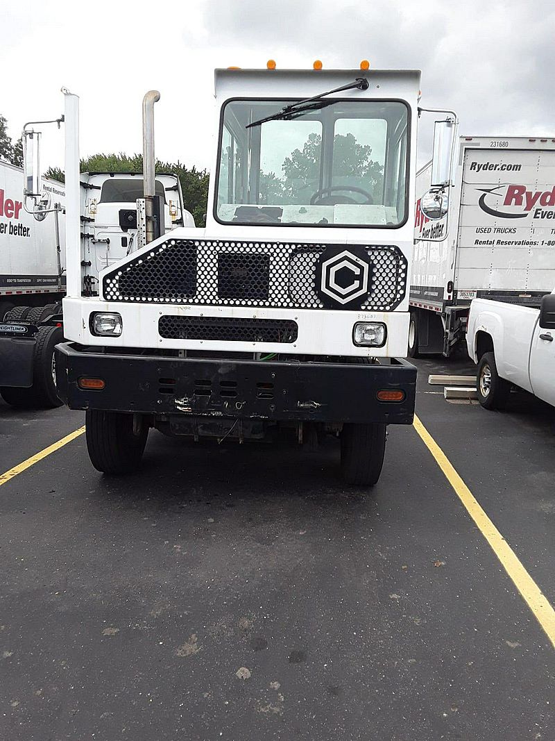 2017 Capacity SABRE 5 4X2 For Sale | Yard Spotter | #873687