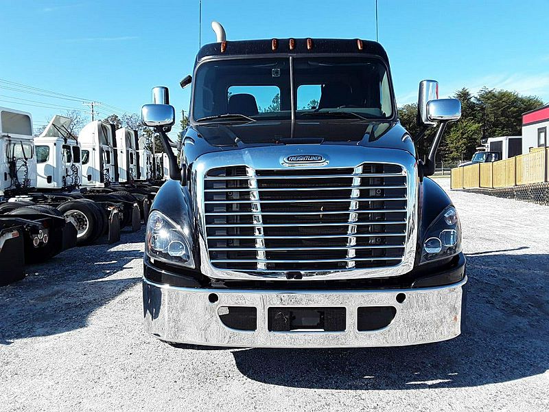 2020 Freightliner CASCADIA 125 For Sale | Day Cab | #884520