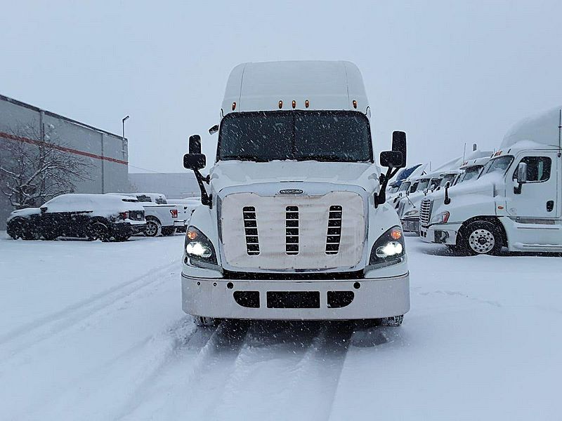 2016 Freightliner CASCADIA 125 For Sale | 72" Sleeper | #647201