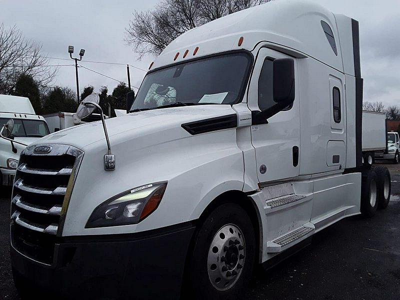 2020 Freightliner NEW CASCADIA PX12664 (For Sale) | 72" Sleeper | #200241