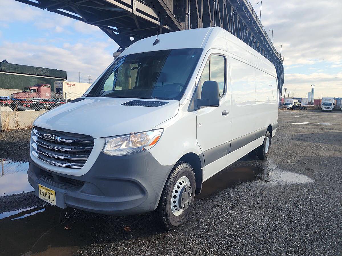 2019 Mercedes-Benz SPRINTER 3500 (For Sale) | Step Van | Non CDL | #864420