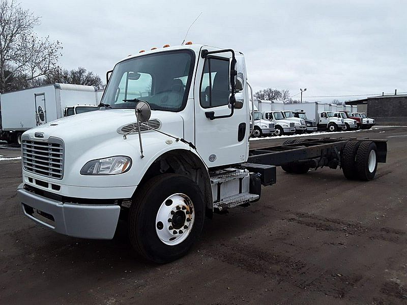 2015 Freightliner M2 106 For Sale | Cab & Chassis | #328480