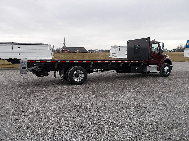 2017 Freightliner M2 (For Sale) | Flatbed | #4213