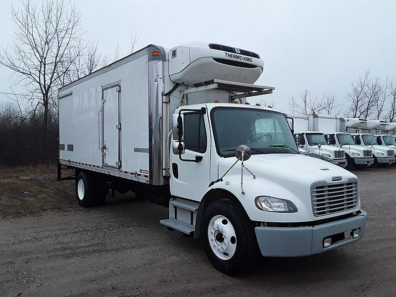 2017 Freightliner M2 106 For Sale | 22' Box | #672287