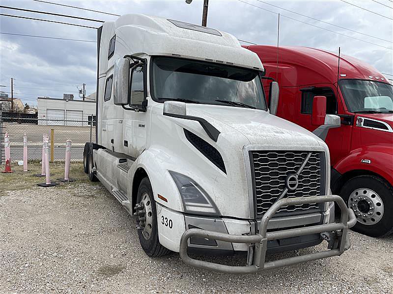 2019 Volvo VNL 860 (For Sale) | 80" Sleeper | #257584