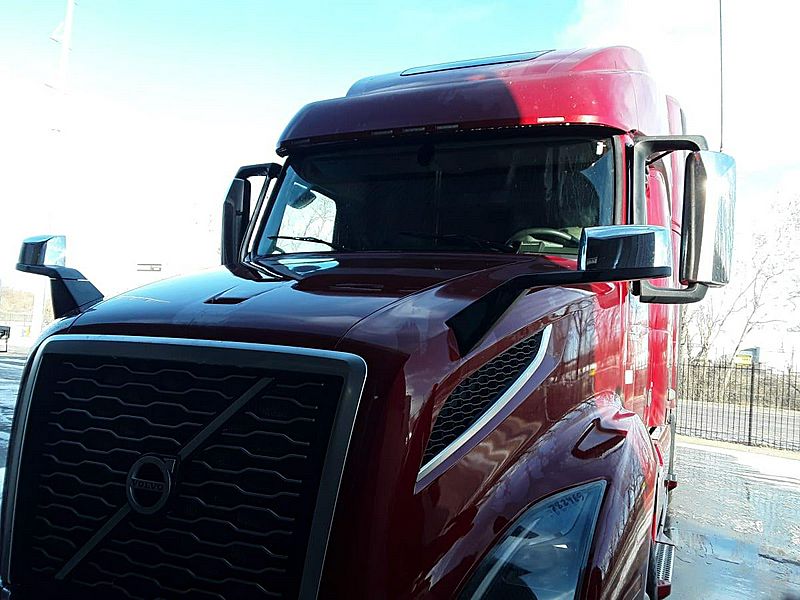 2019 Volvo VNL64T (For Sale) | 73" Sleeper | #782465