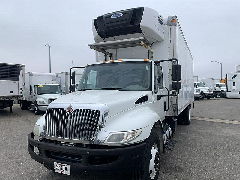 2017 Navistar International DuraStar 4300 For Sale | 26' Box | #669361