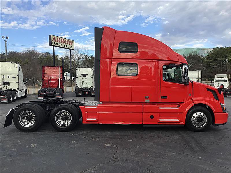 2018 Volvo VNL 780 (For Sale) | 77" Sleeper | #257699