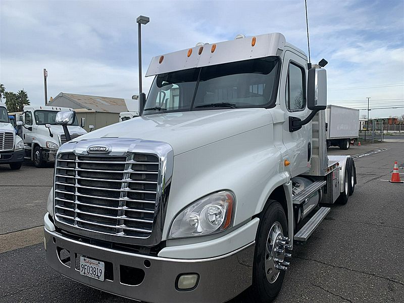 2014 Freightliner CASCADIA 125 (For Sale) | Day Cab | #554244