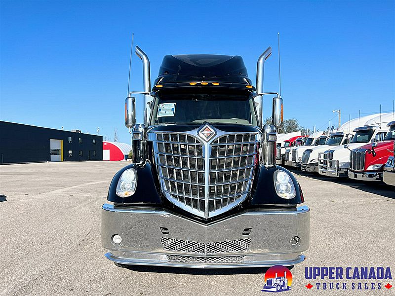 2016 International LoneStar (For Sale) | 72" Sleeper | #7164647