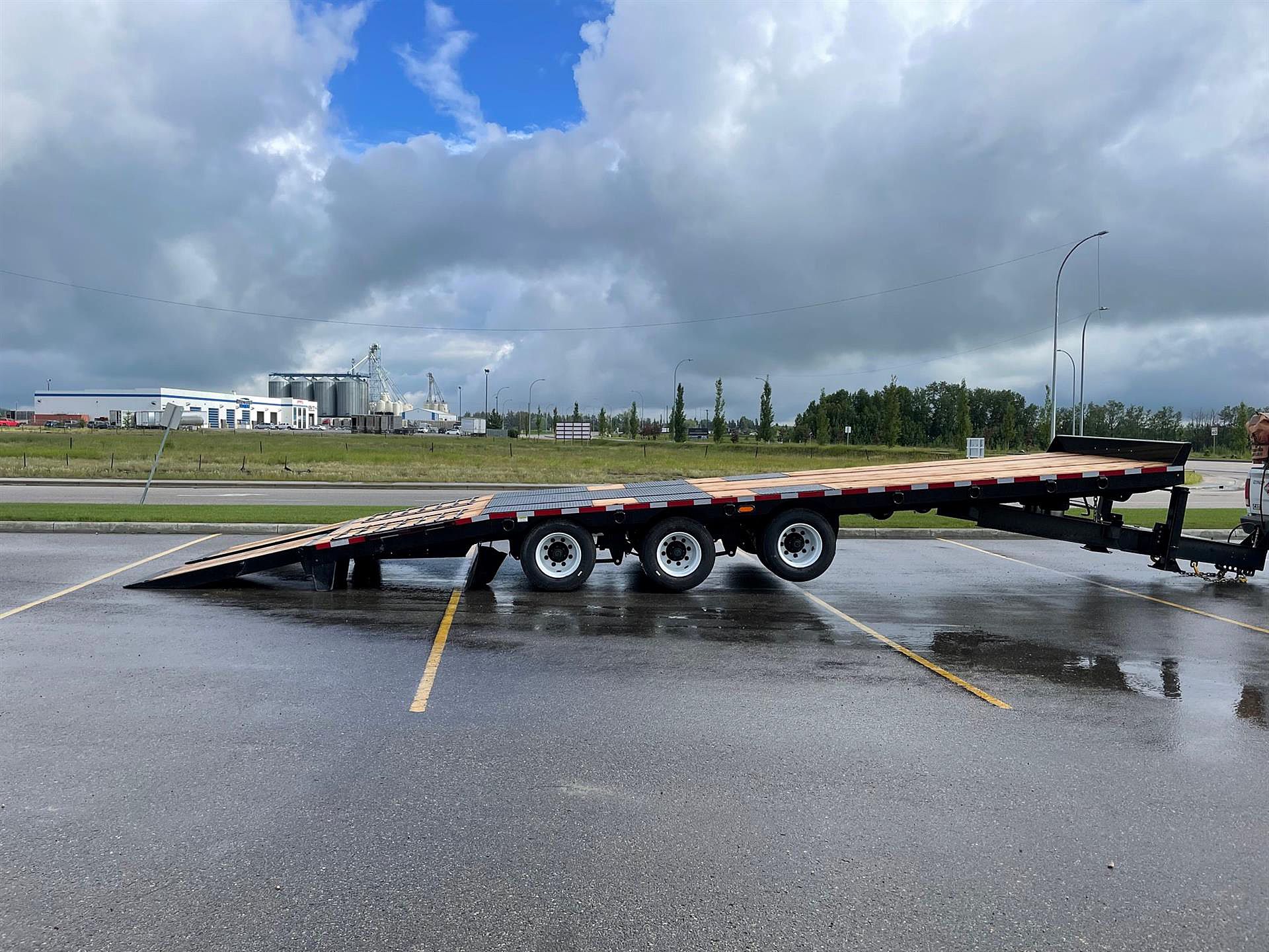 2023 Berg Equipment Trailer (For Sale) | Flatbed | #208913T