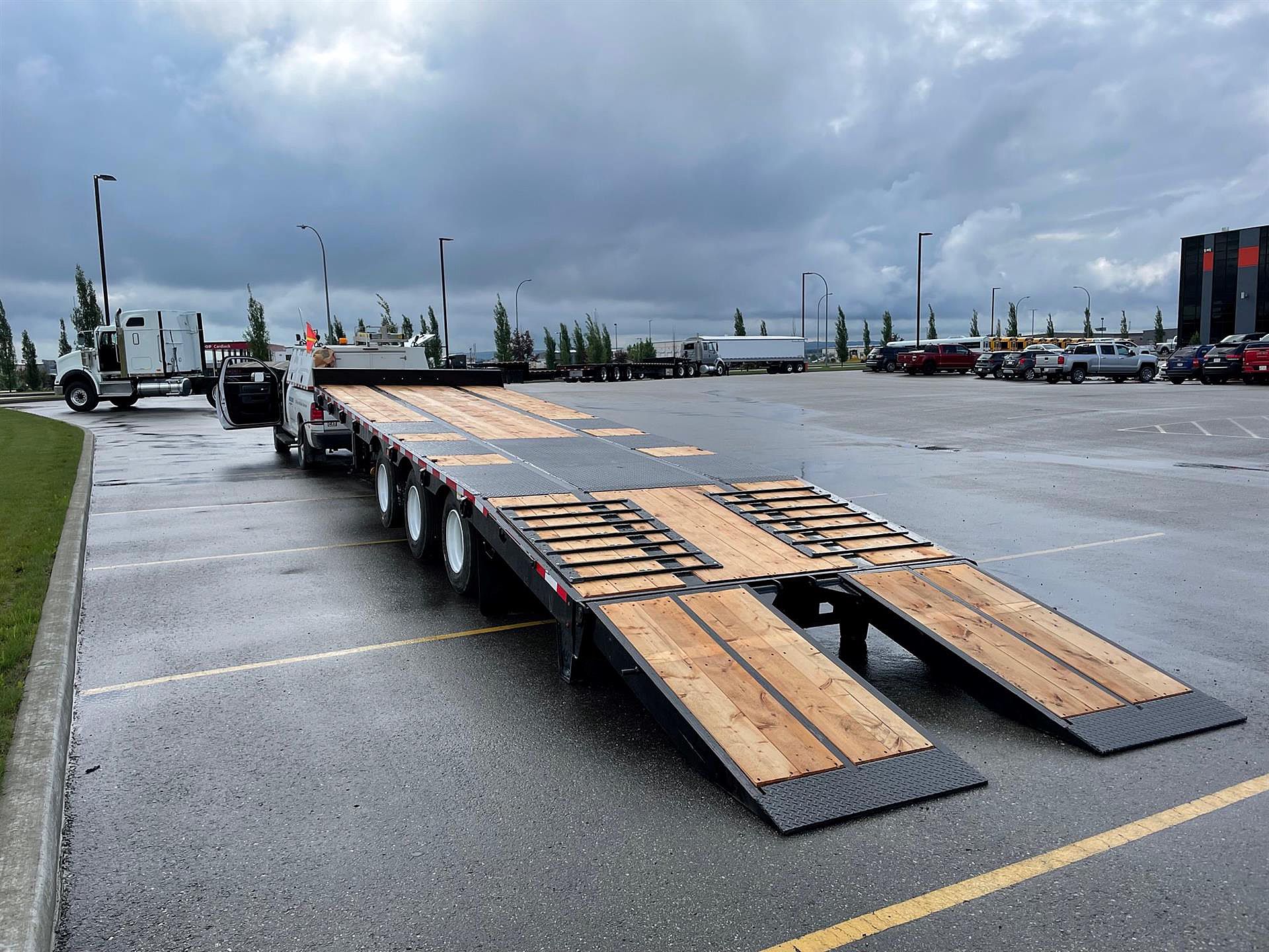 2023 Berg Equipment Trailer (For Sale) | Flatbed | #208913T