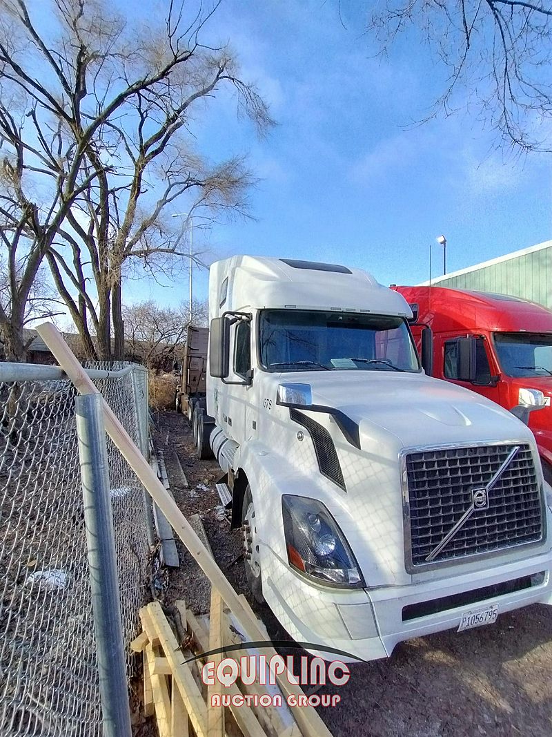 2012 Volvo VNL For Sale | Sleeper Truck | #CABCN547859