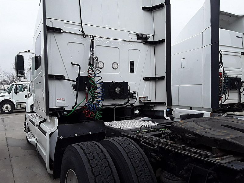 2016 Navistar International PROSTAR (For Sale) | 73" Sleeper | #655459