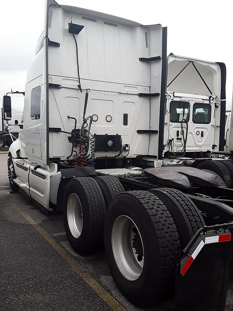 2016 Navistar International LT625 SLPR CAB (For Sale) | 73" Sleeper ...