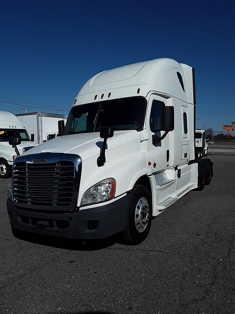 2018 Freightliner CASCADIA 125 For Sale | 72" Sleeper | #221469