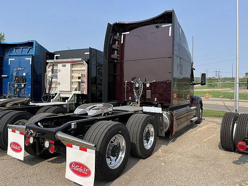2024 Peterbilt 579 For Sale | 80" Sleeper | #30A602214