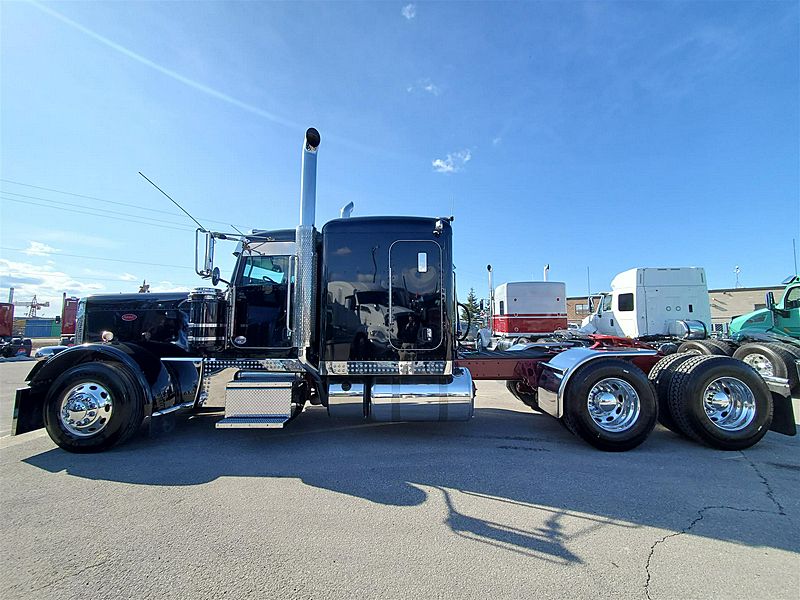 2022 Peterbilt 389 For Sale | 72" Sleeper | #3224651