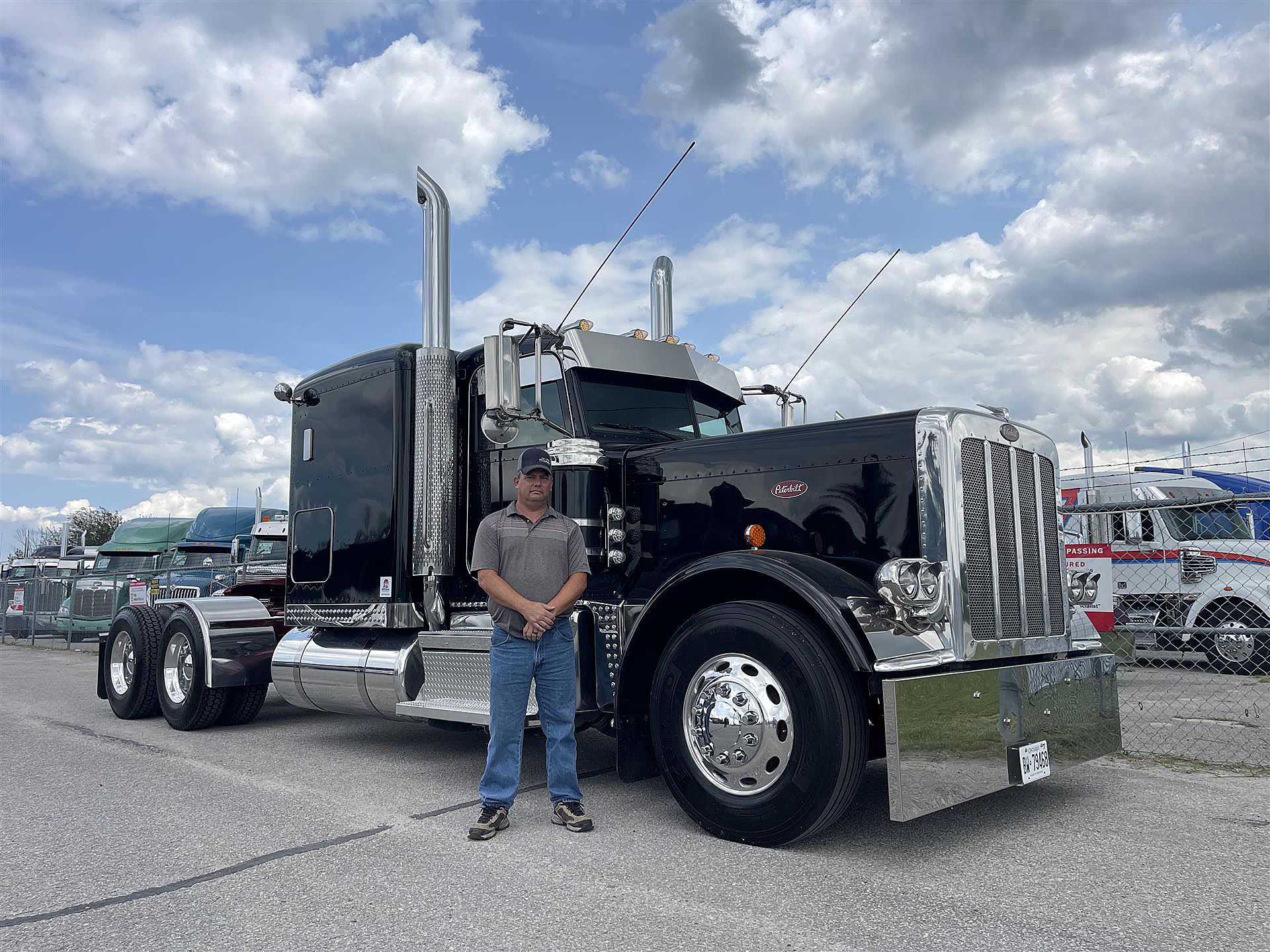 2022 Peterbilt 389 (For Sale) | 72" Sleeper | #3224651