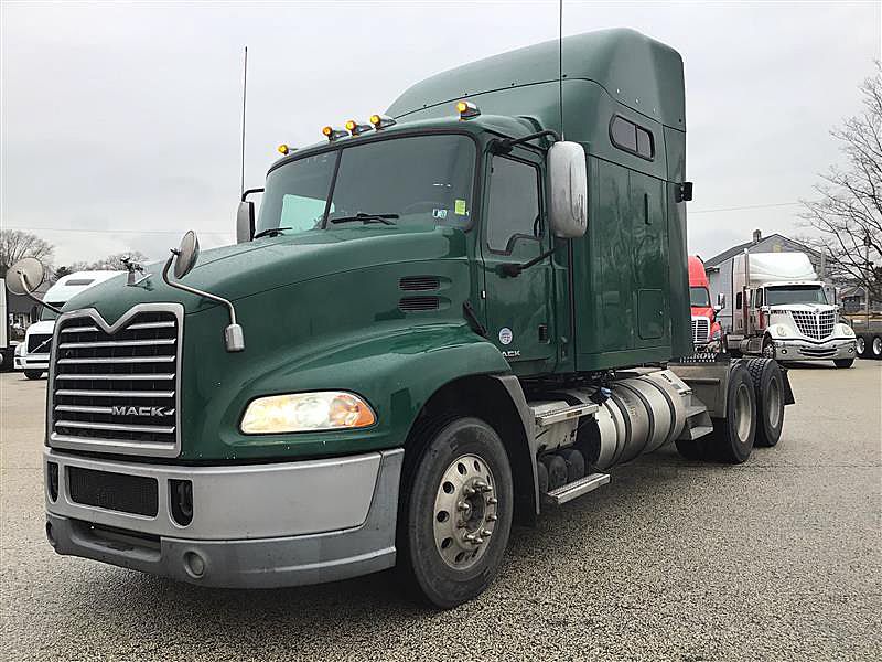 2016 Mack CXU613 (For Sale) | 70" Sleeper | #257840