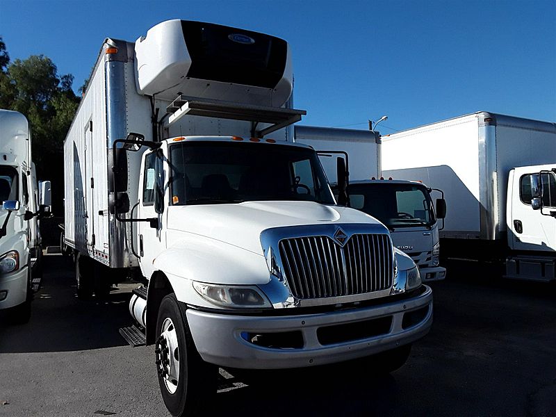 2016 Navistar International DuraStar 4300 (For Sale) | 26' Box | #396845