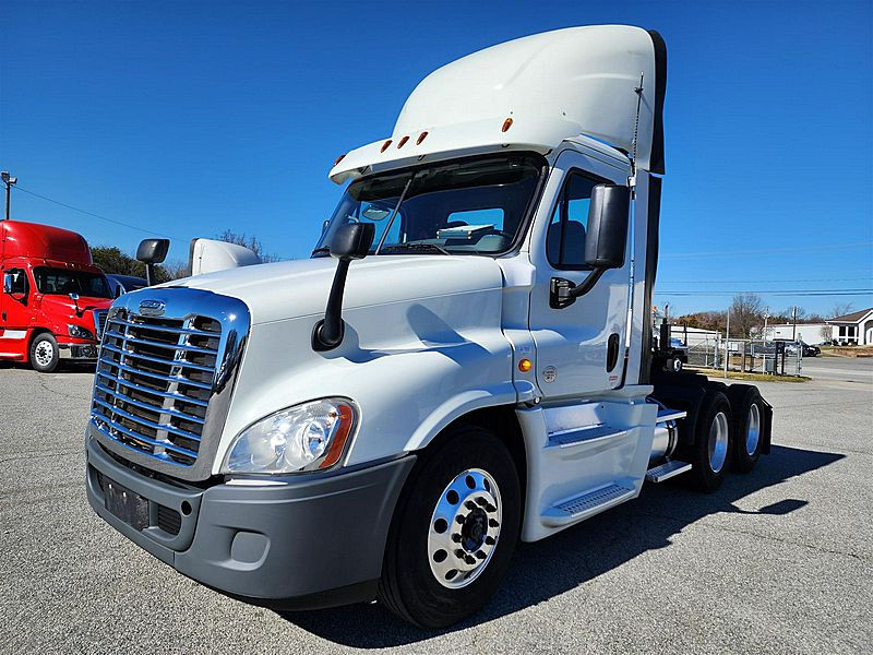 2014 Freightliner CASCADIA 125 For Sale | Day Cab | #553645