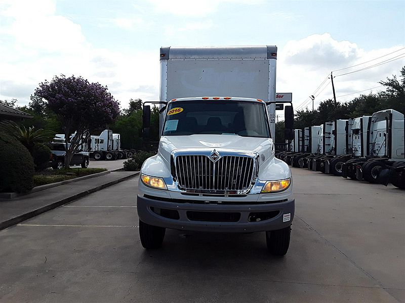 2016 Navistar International DuraStar 4300 (For Sale) | Box Van | #376950