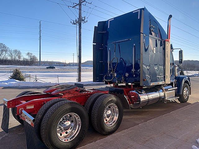 2022 Freightliner Coronado 122 For Sale | 70" Sleeper | #5386W