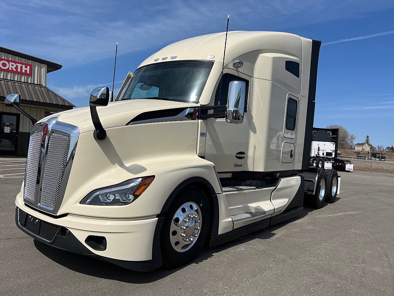 2023 Kenworth T680 For Sale | 76" Sleeper | #5473