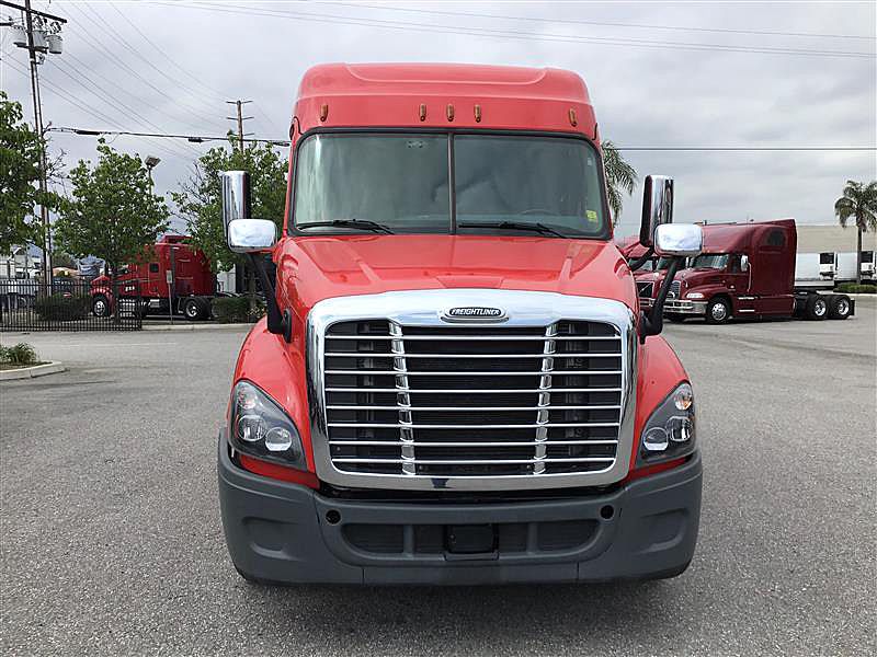 2017 Freightliner CASCADIA EVOLUTION (For Sale) | 60" Sleeper | #257984