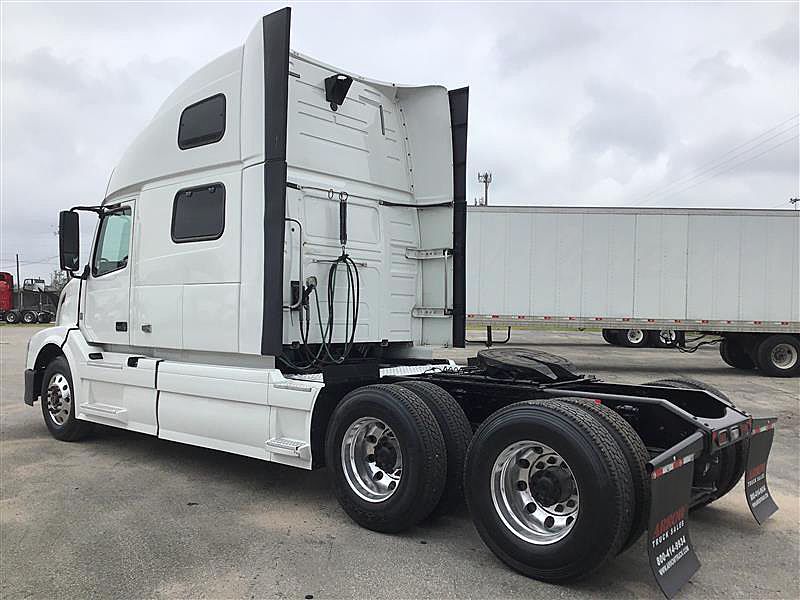 2017 Volvo VNL 780 For Sale | 77" Sleeper | #257997
