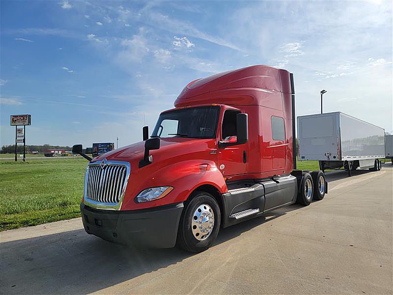 2019 International LT (For Sale) | 73" Sleeper | #257979