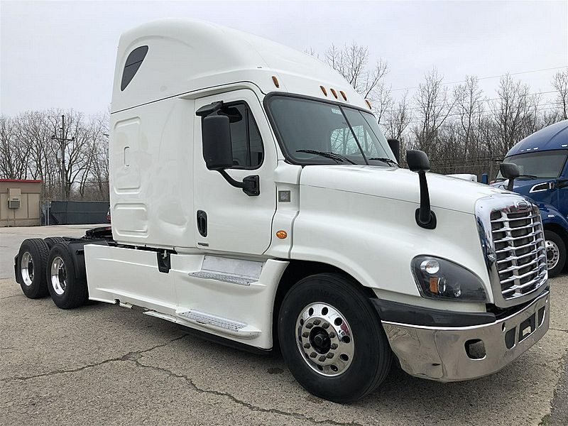 2016 Freightliner Cascadia Evolution (For Sale) | 72" Sleeper | #6*22511