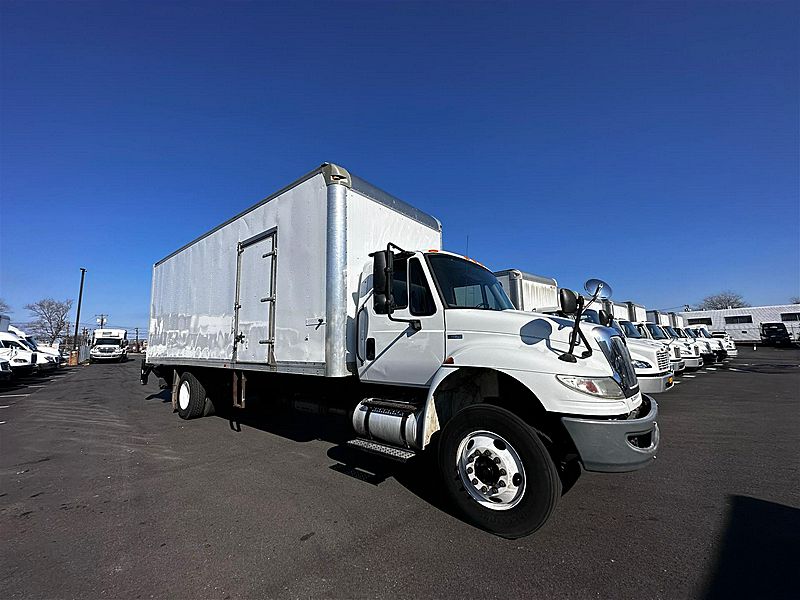 2016 Navistar International DuraStar 4300 (For Sale) | Box Van | #371008