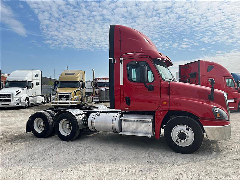 2018 Freightliner CASCADIA (For Sale) | NON Sleeper | #258057