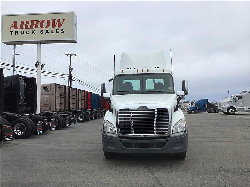 2016 Freightliner CASCADIA (For Sale) | NON Sleeper | #258069