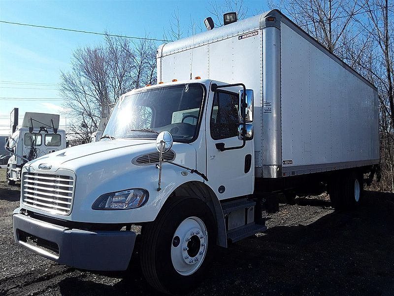 2015 Freightliner M2 106 For Sale | 26' Box | Non CDL | #338827