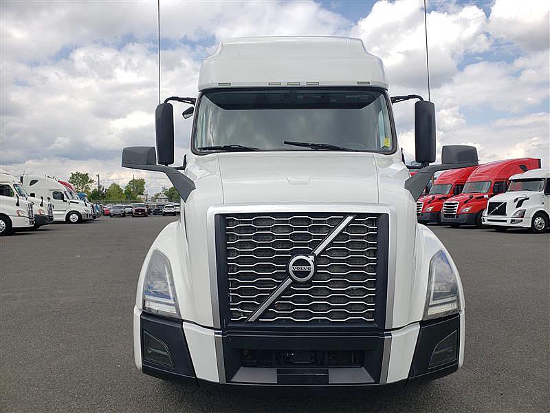 2020 Volvo VNL 760 (For Sale) | 70" Sleeper | #258209
