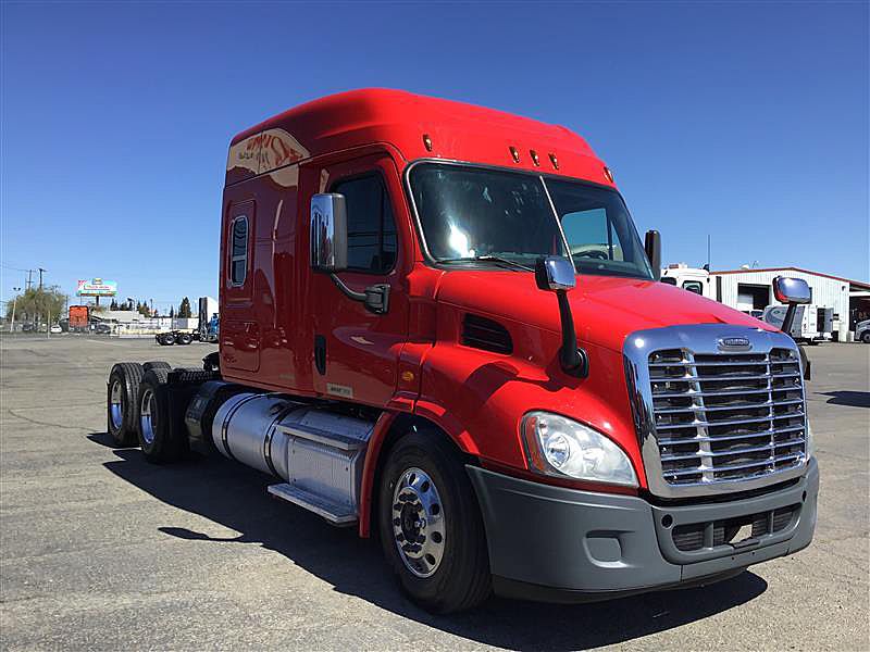 2016 Freightliner CASCADIA For Sale | MID ROOF Sleeper | #258203
