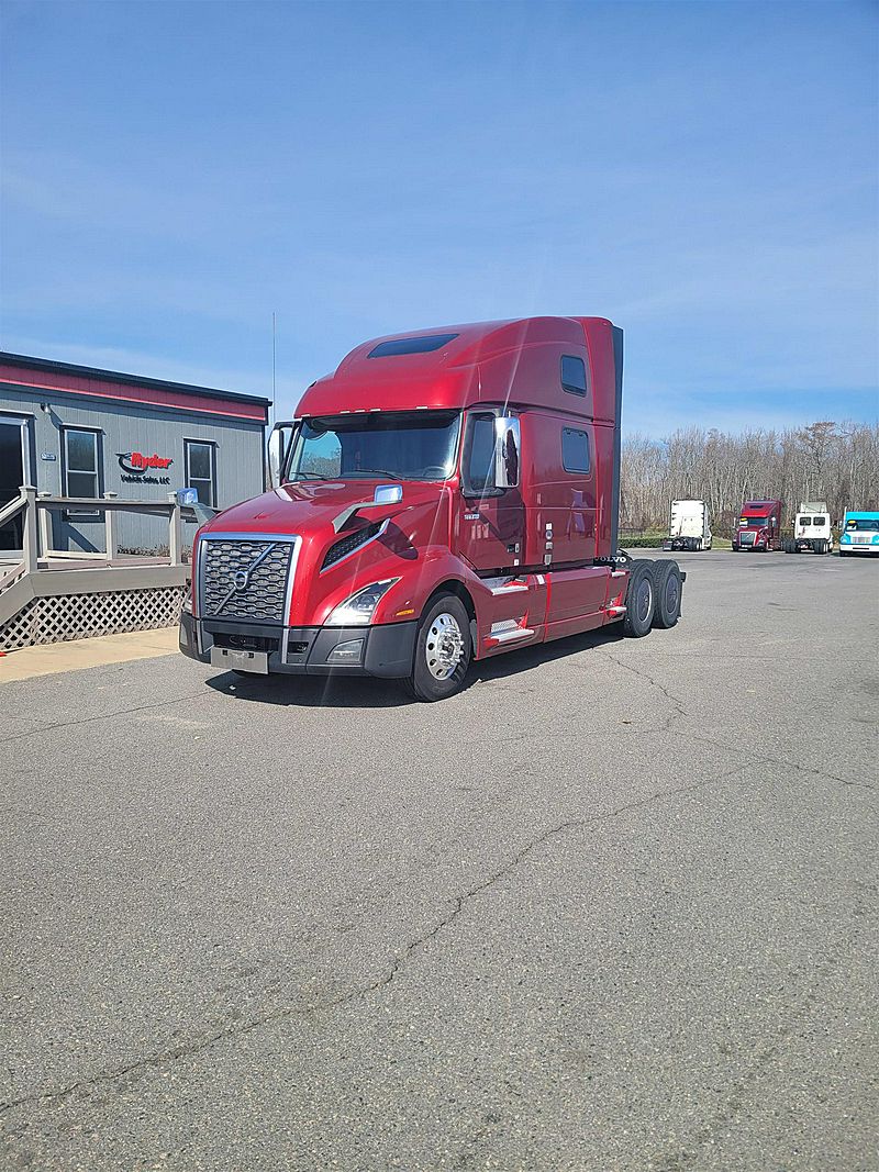 2019 Volvo VNL 860 For Sale | 73" Sleeper | #784028