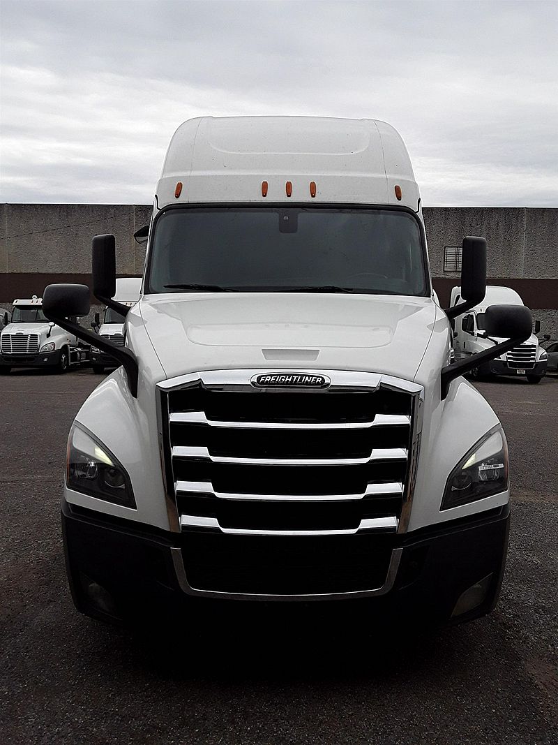 2018 Freightliner NEW CASCADIA PX12664 For Sale | 72" Sleeper | #777167