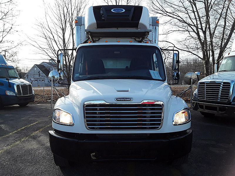 2015 Freightliner M2 106 For Sale | 26' Box | #326362
