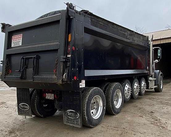 2022 Freightliner 122SD SEVERE DUTY (For Sale) | Daycab Sleeper | #5705