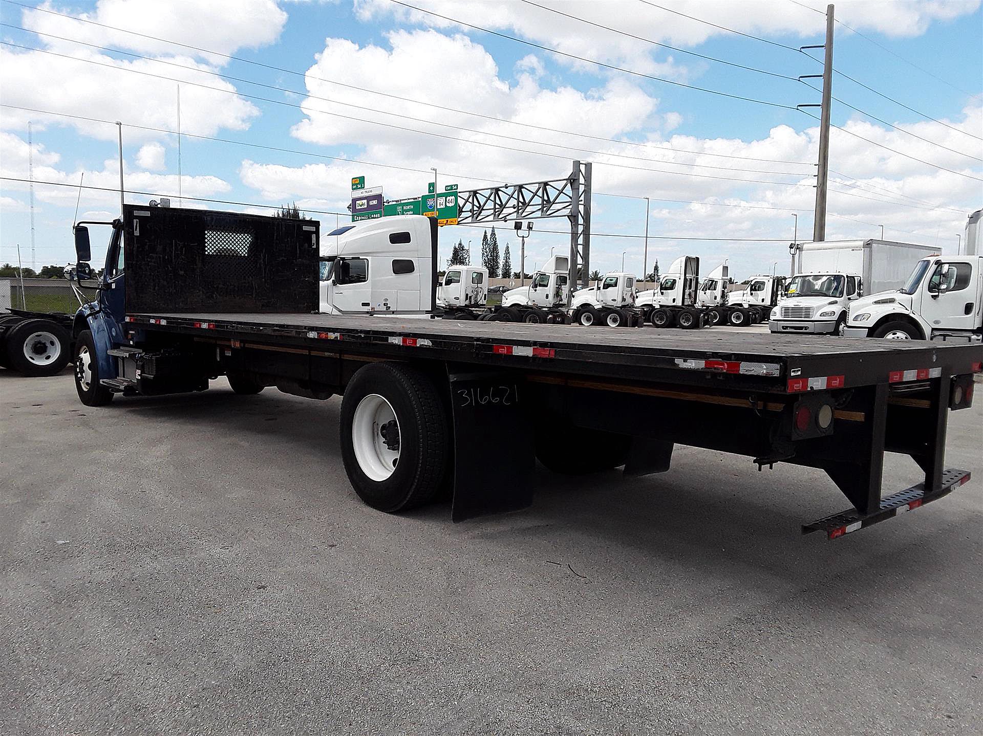2014 Freightliner M2 106 (For Sale) | Flatbed | Non CDL | #316621